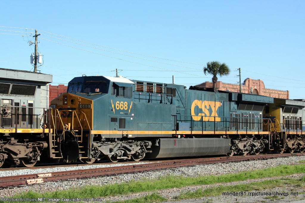 CSX 668